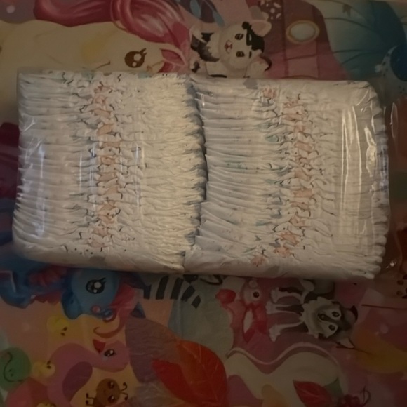 up & up Target brand diapers | Accessories | Nwt Unopened Up Up Size 4 ...